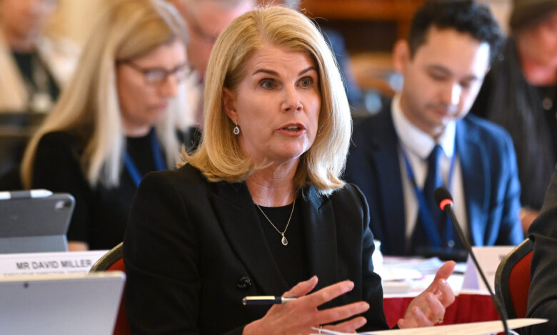 Qld teachers firmly reject final pay offer – Education Review