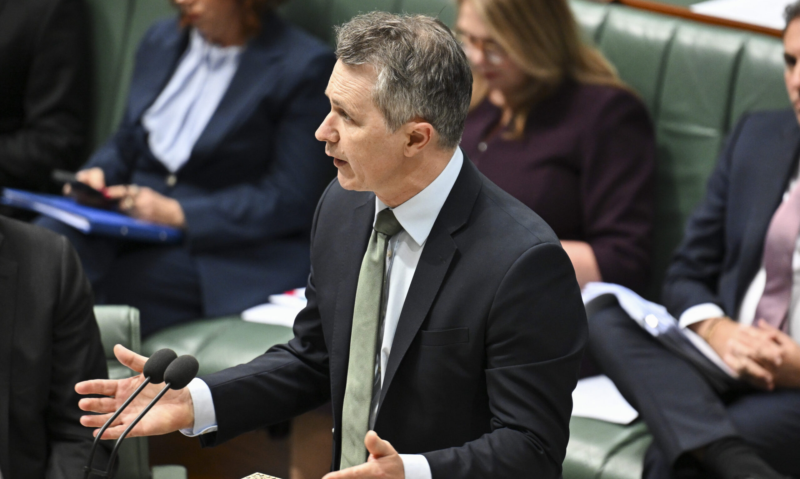 Ministers order schools to teach Aus values – Education Review